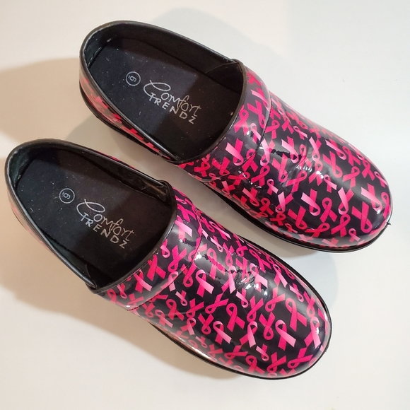 comfort trendz | Shoes | Comfort Trendz Pink Black Breast Cancer Slip ...